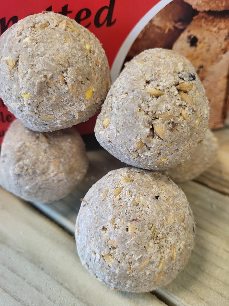 Wild Bird Food, Cage Bird Seed & Fishing – Haith's UK